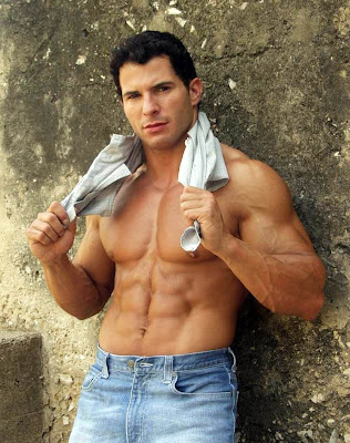 FITNESS & BEAUTY: Tony Da Vinci